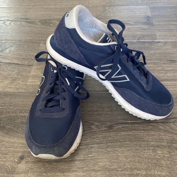 New Balance | Shoes | New Balance 5 Navy Blue Suede Trackster Ripple ...